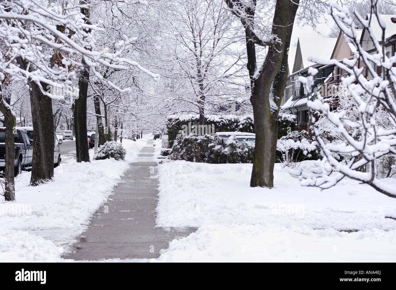 Pavement covered with snow hi-res stock photography and images - Alamy