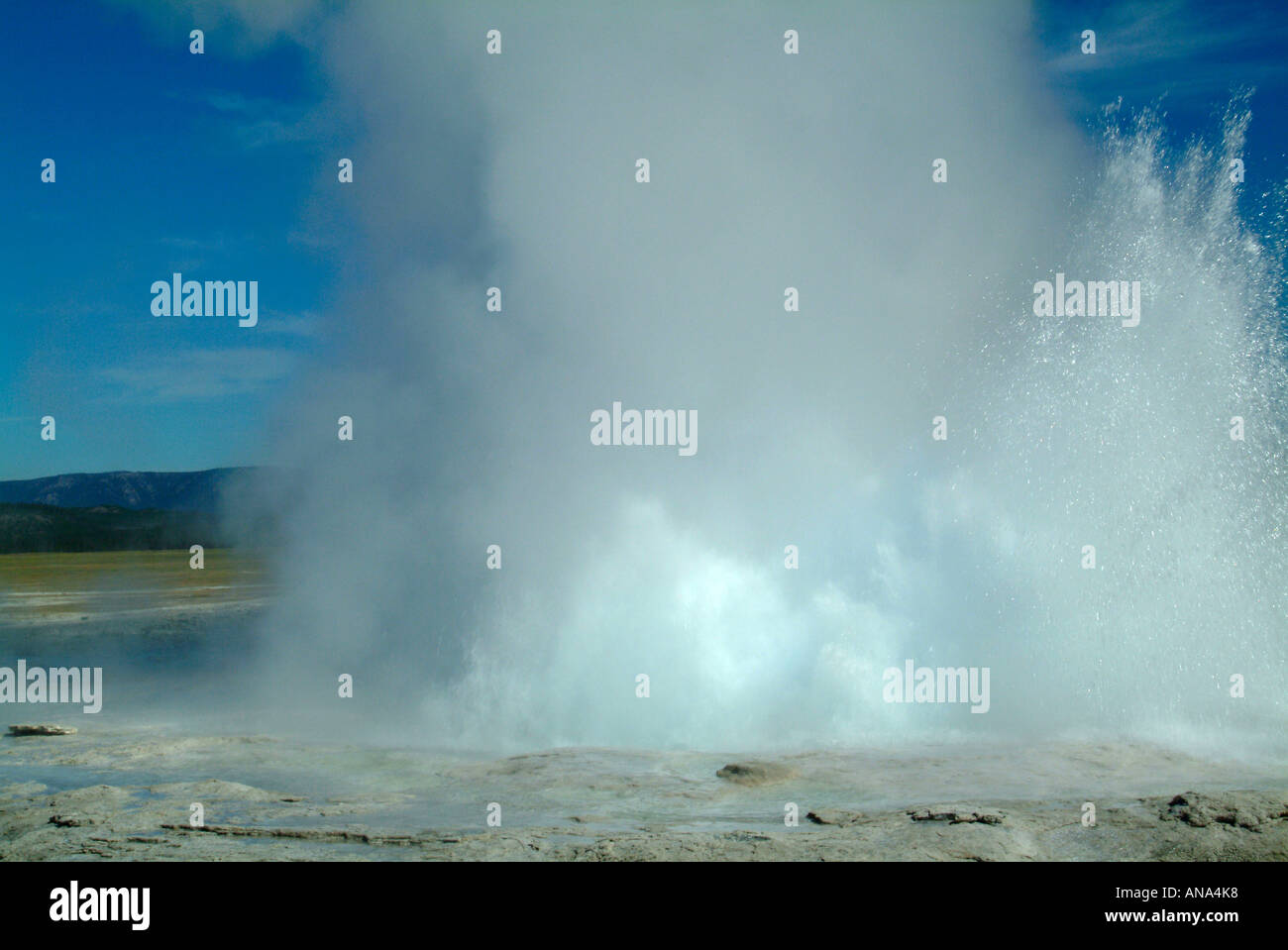 Volcanic tableland yellowstone national park hi-res stock photography ...