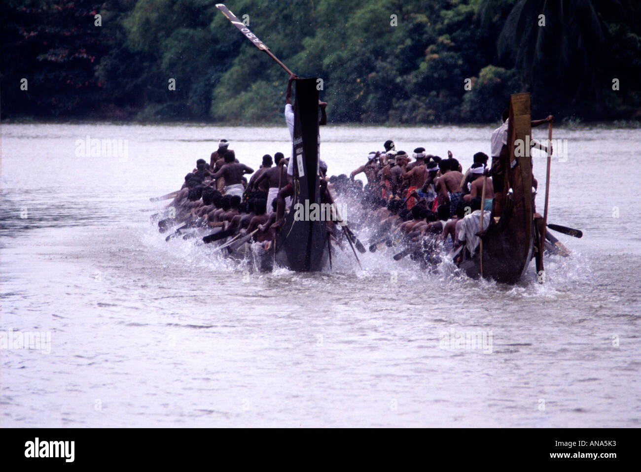 Champakulam boat race hi-res stock photography and images - Alamy
