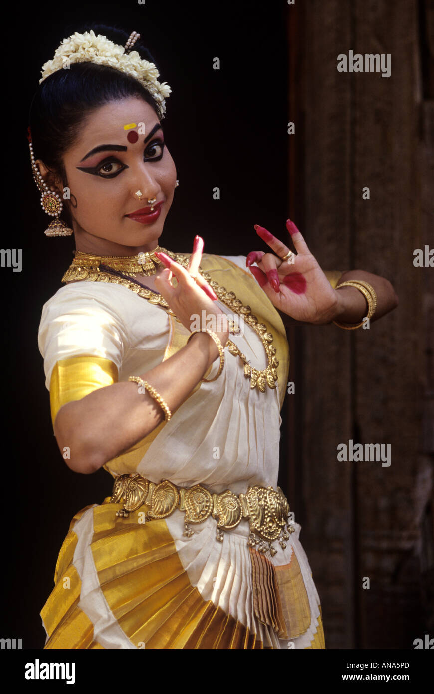 Mohiniyattam Dance Stock Photos & Mohiniyattam Dance Stock Images - Alamy