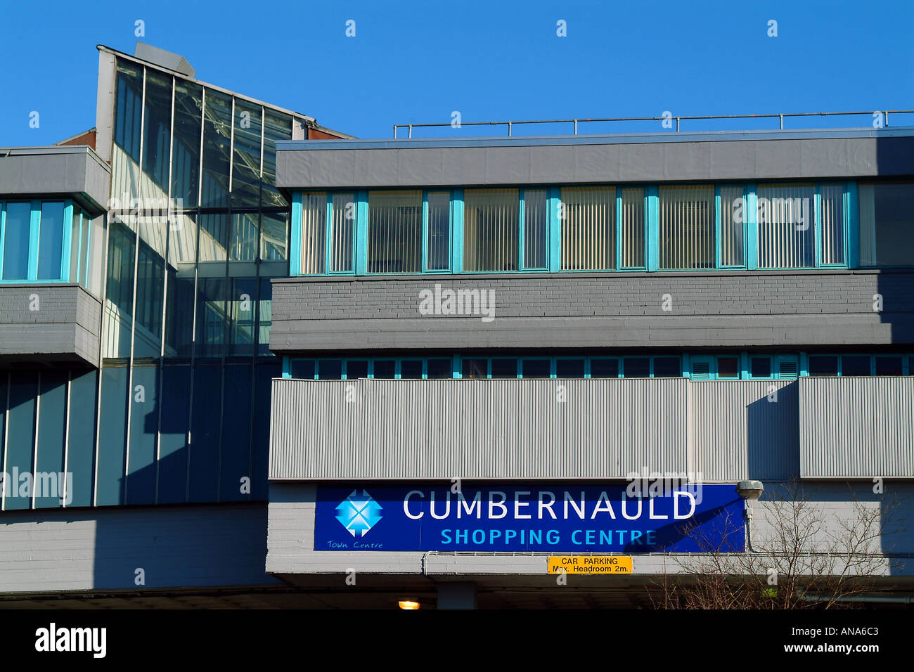 Cumbernauld town centre hi-res stock photography and images - Alamy