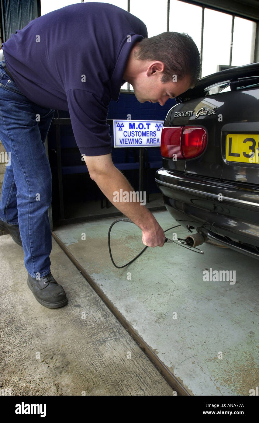 Car emissions test hi-res stock photography and images - Alamy