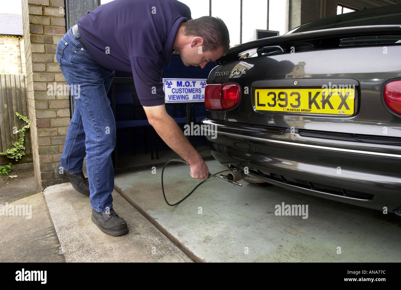 Car emissions test hi-res stock photography and images - Alamy