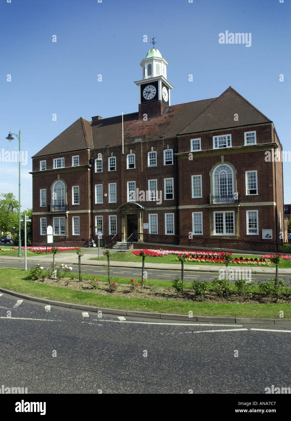 Hertfordshire county hall hi-res stock photography and images - Alamy
