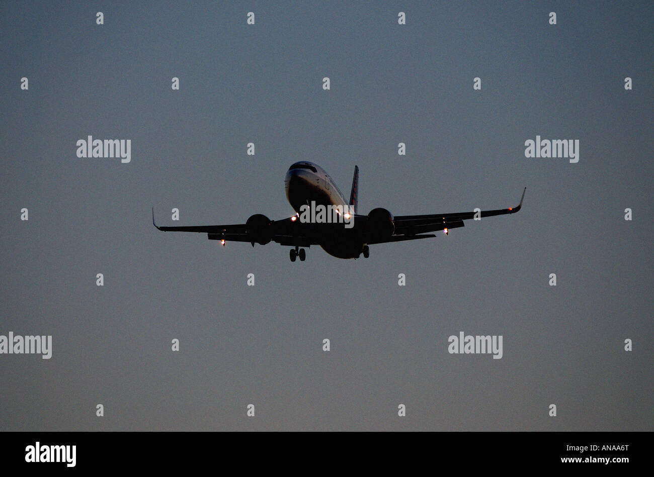 Boeing 737 Landing Lights N769AS Alaska Airlines | Boeing 737 4Q8 (cn
