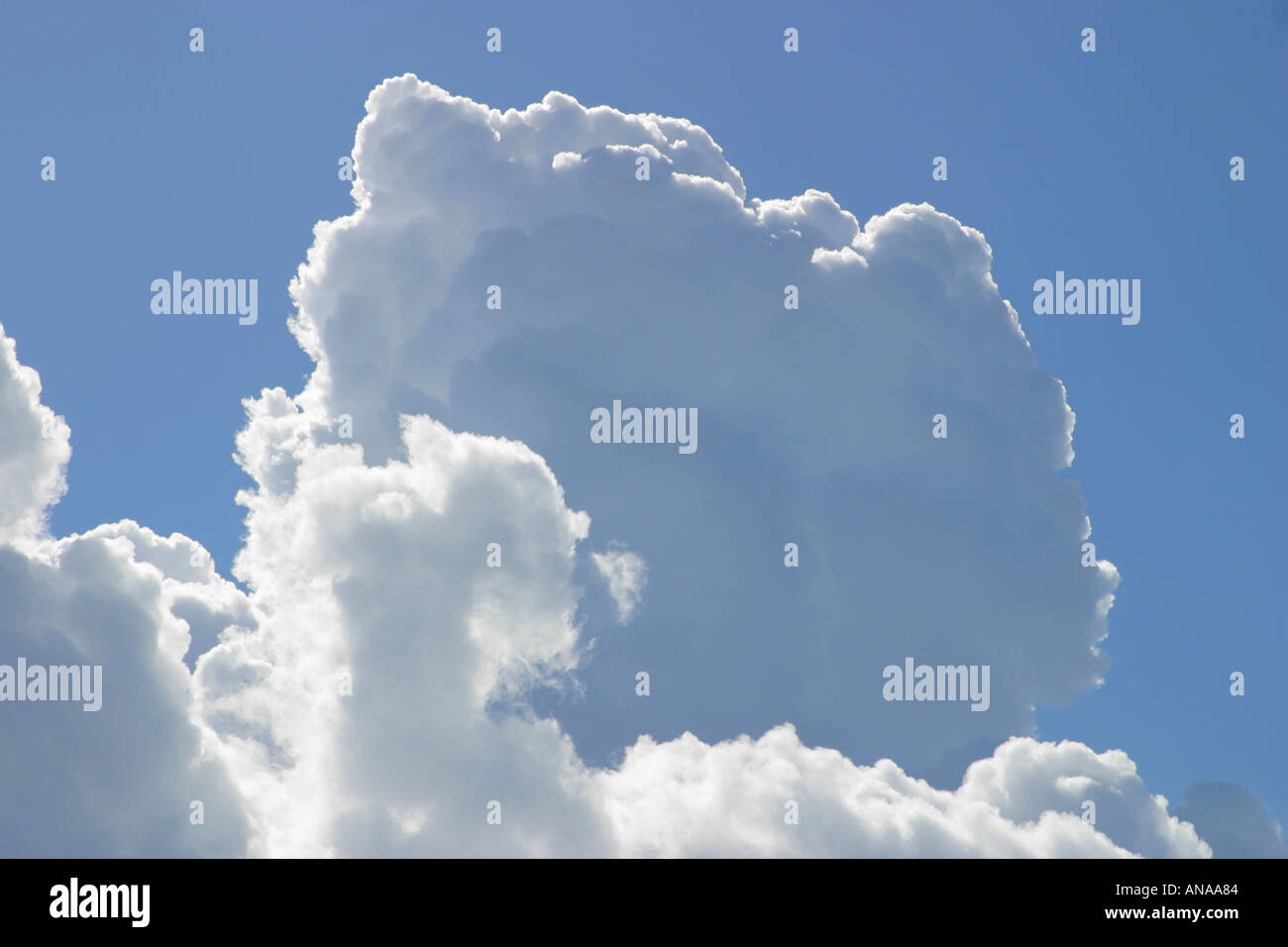 Silver lining around a cloud Stock Photo - Alamy