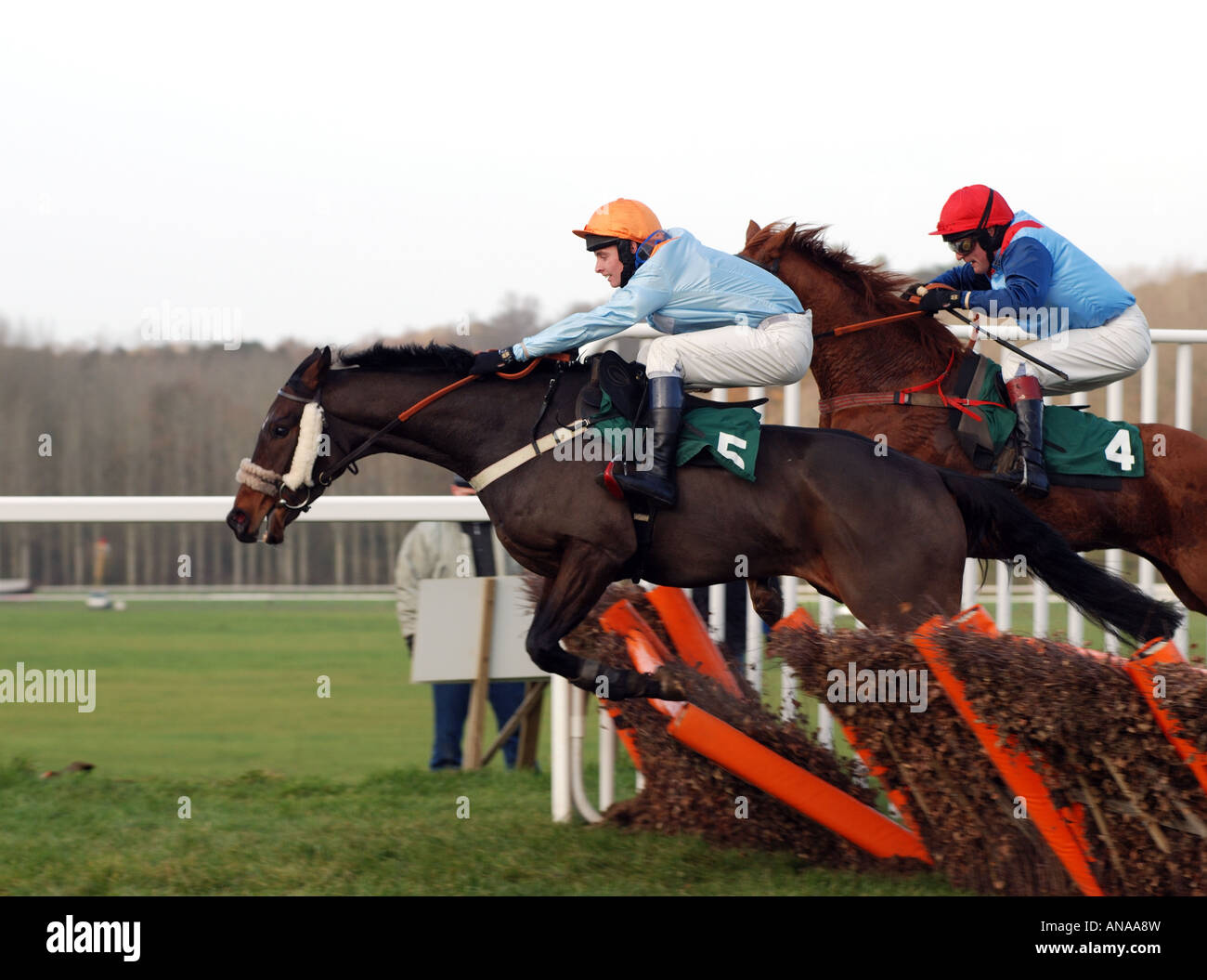 Hurdle towcester racecourse hi-res stock photography and images - Alamy