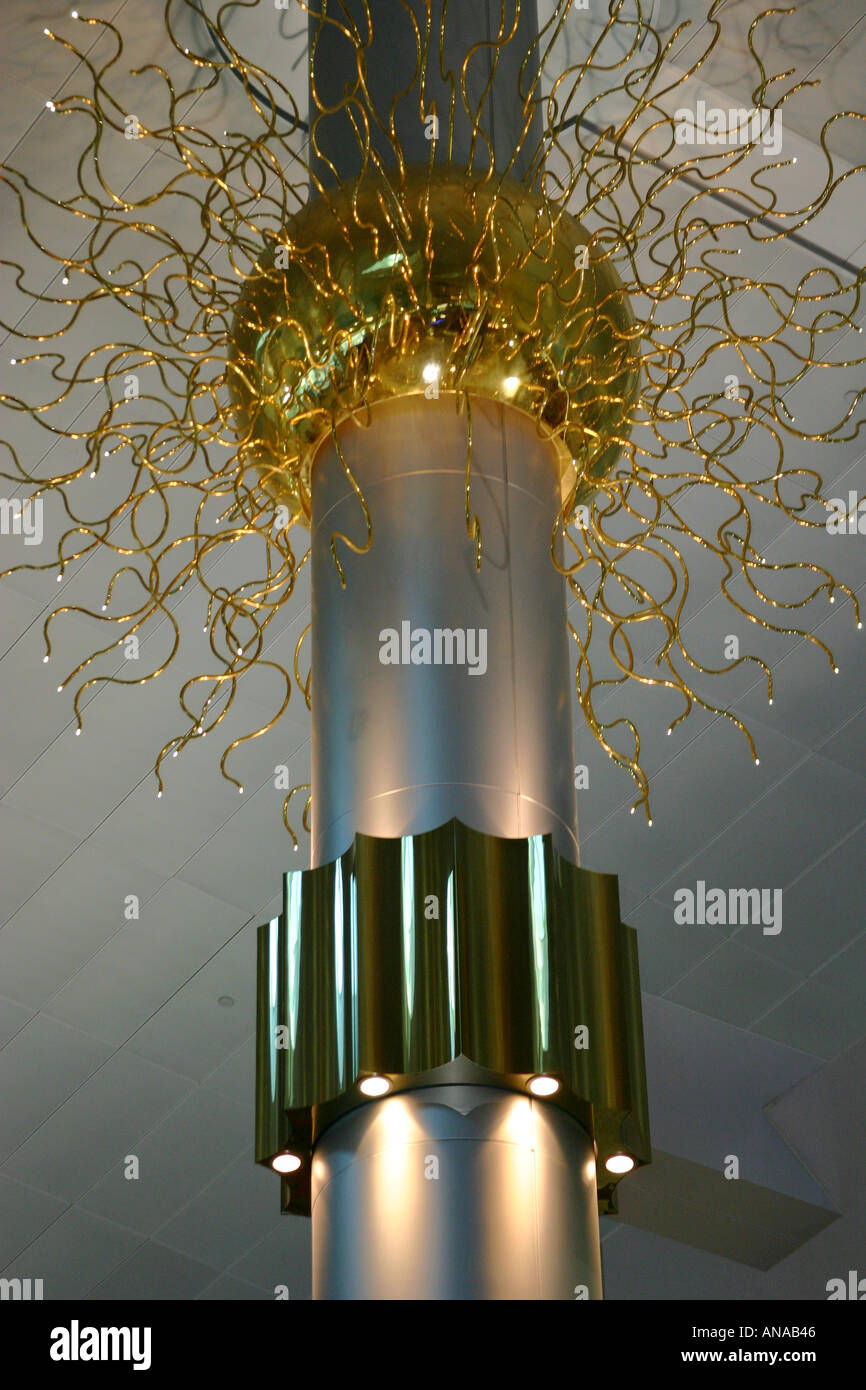 Art deco pillar interior hi-res stock photography and images - Alamy