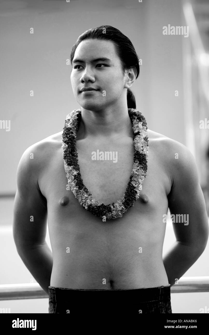 Hawaii hula dancer Black and White Stock Photos & Images - Alamy