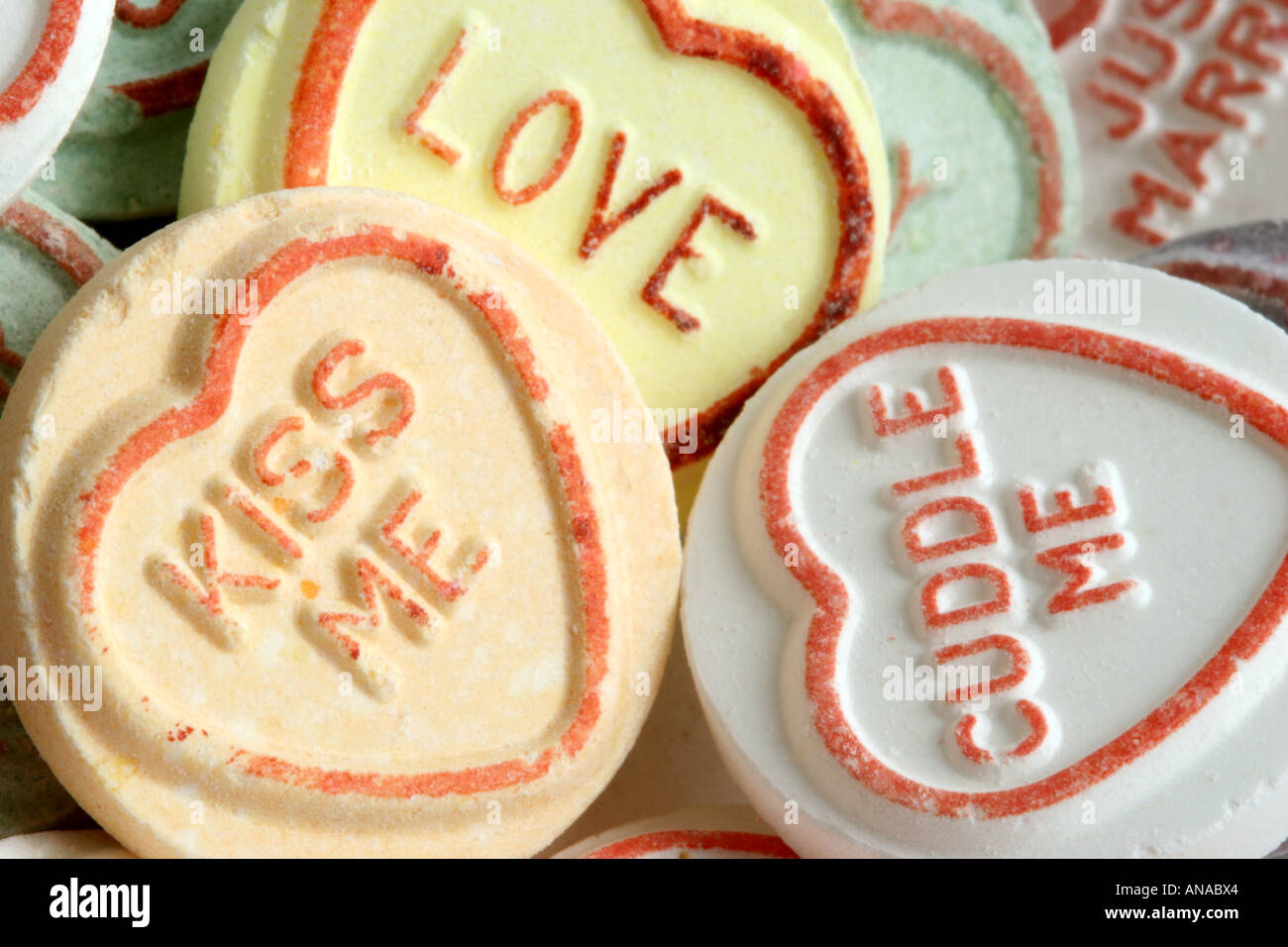 Lovehearts candy hi-res stock photography and images - Alamy