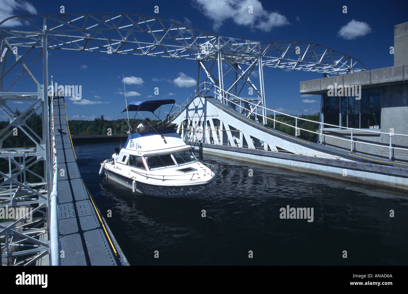 Kirkfield hi-res stock photography and images - Alamy