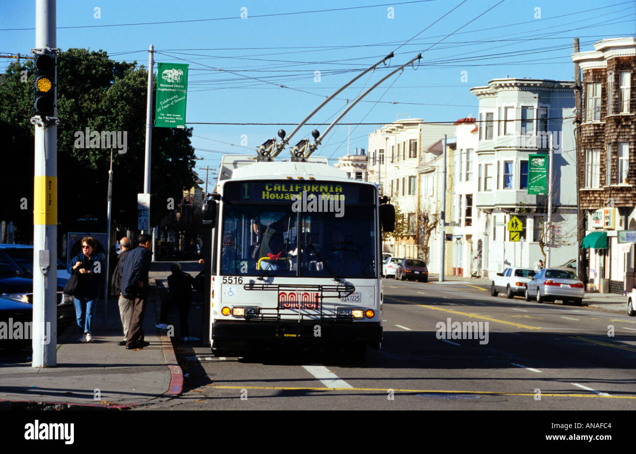 Muni bus hi-res stock photography and images - Alamy