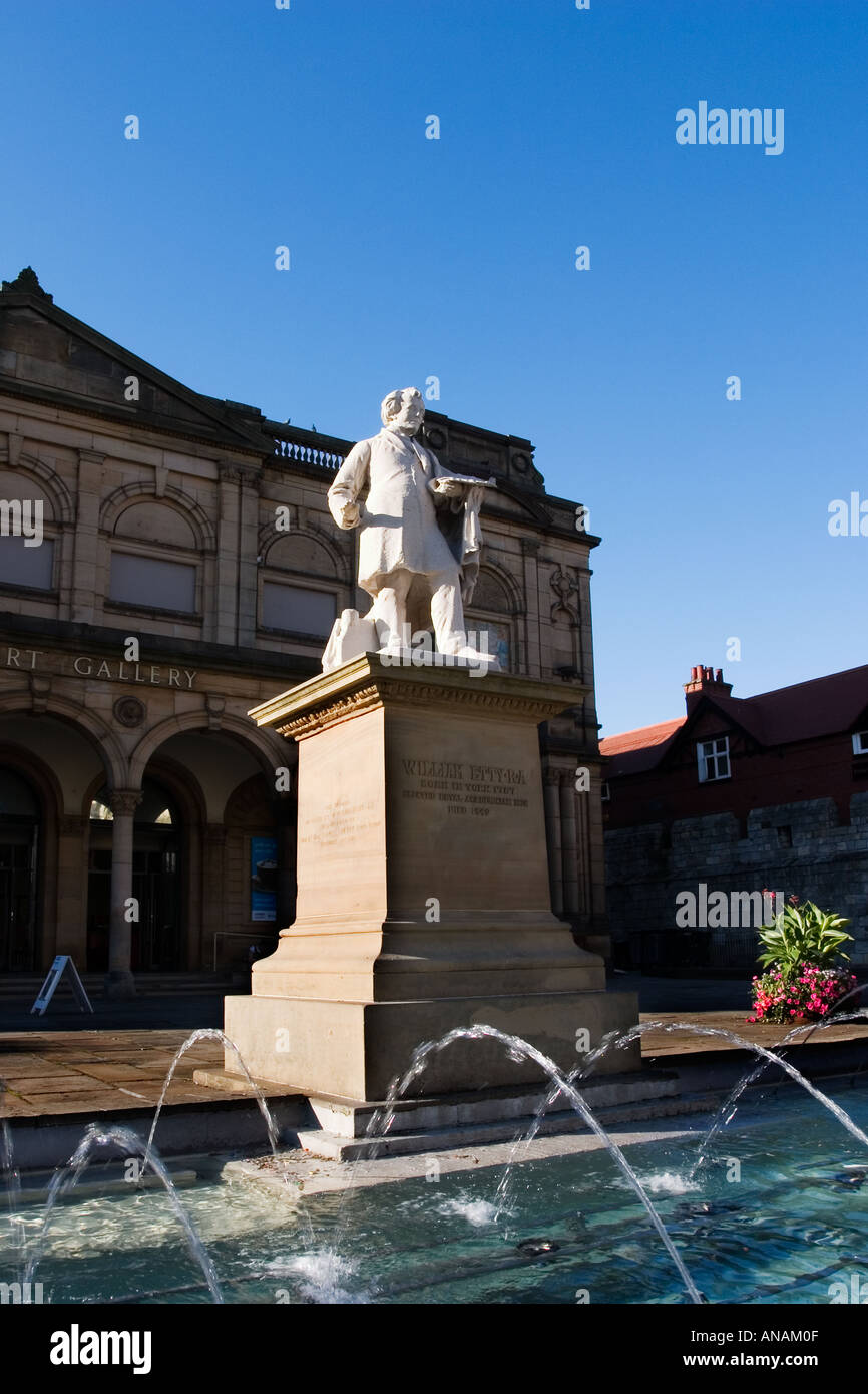 Statue of William Etty RA English Painter 1787 1849 at the Art Gallery ...