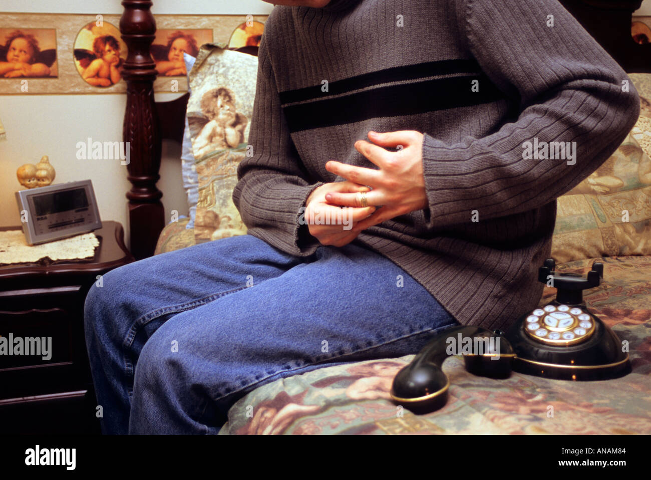 Man removing wedding ring hi-res stock photography and images - Alamy