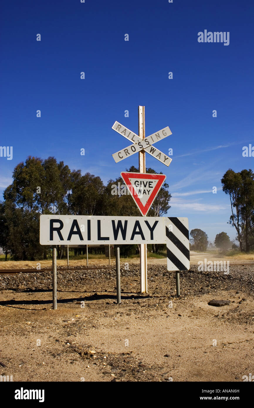 Railway crossing Australia Stock Photo - Alamy