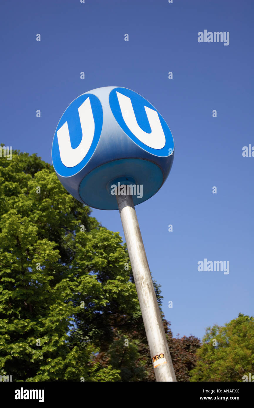 U Bahn Sign in Vienna, Austria Stock Photo - Alamy