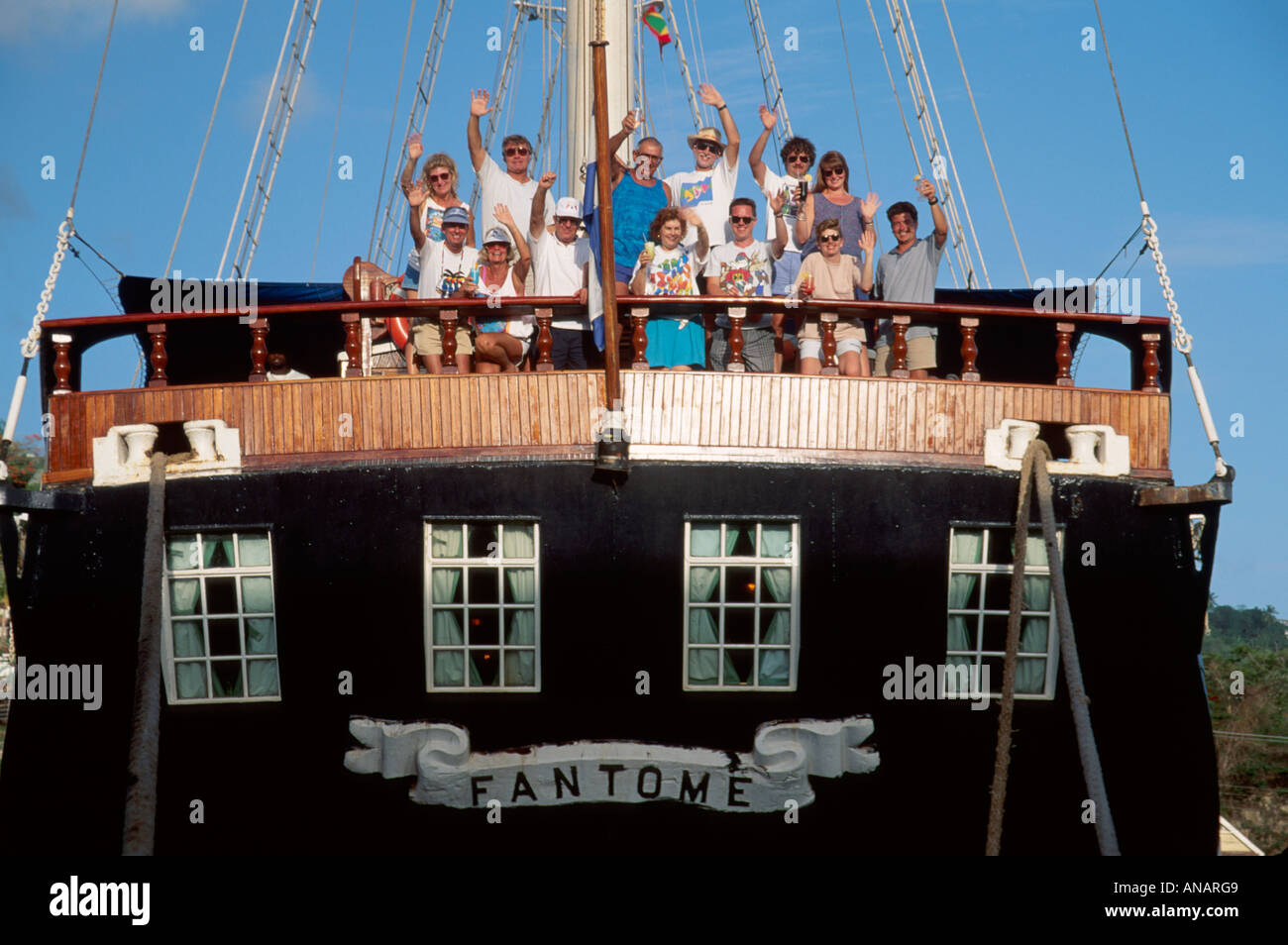 Flying Cloud Windjammer Barefoot Cruises