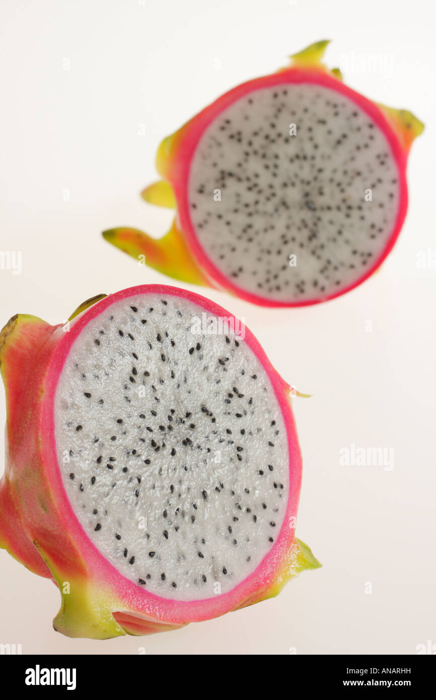 Inside of dragon fruit hi-res stock photography and images - Alamy