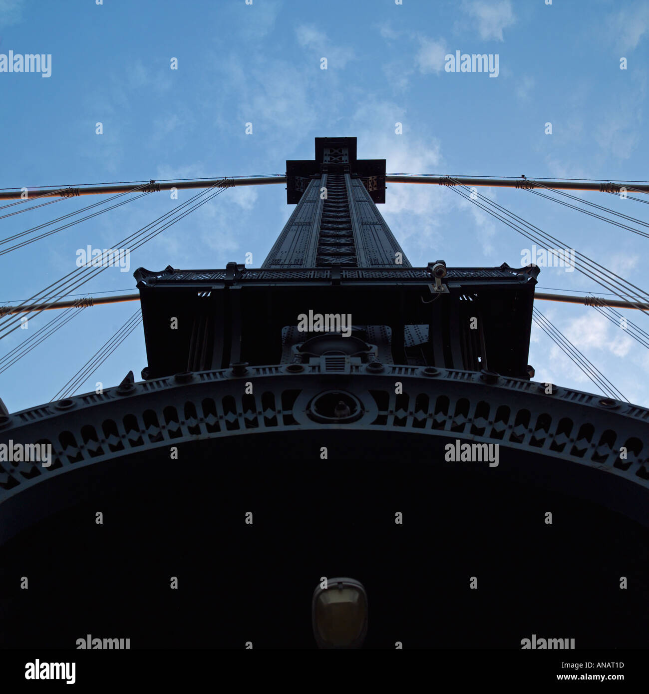 Steel beam structure manhattan bridge hi-res stock photography and ...