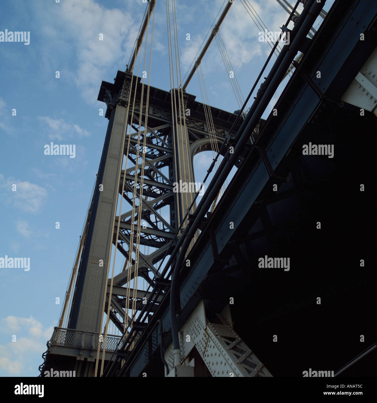 Steel beam structure manhattan bridge hi-res stock photography and ...