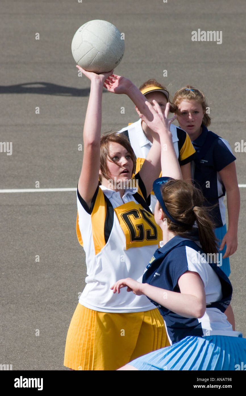 Girls playing netball at the Lapstone Glenbrook Netball Centre in the ...