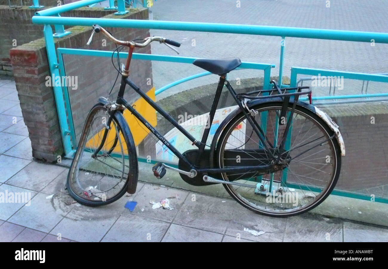 old rusted Dutch bike, Netherlands Stock Photo - Alamy