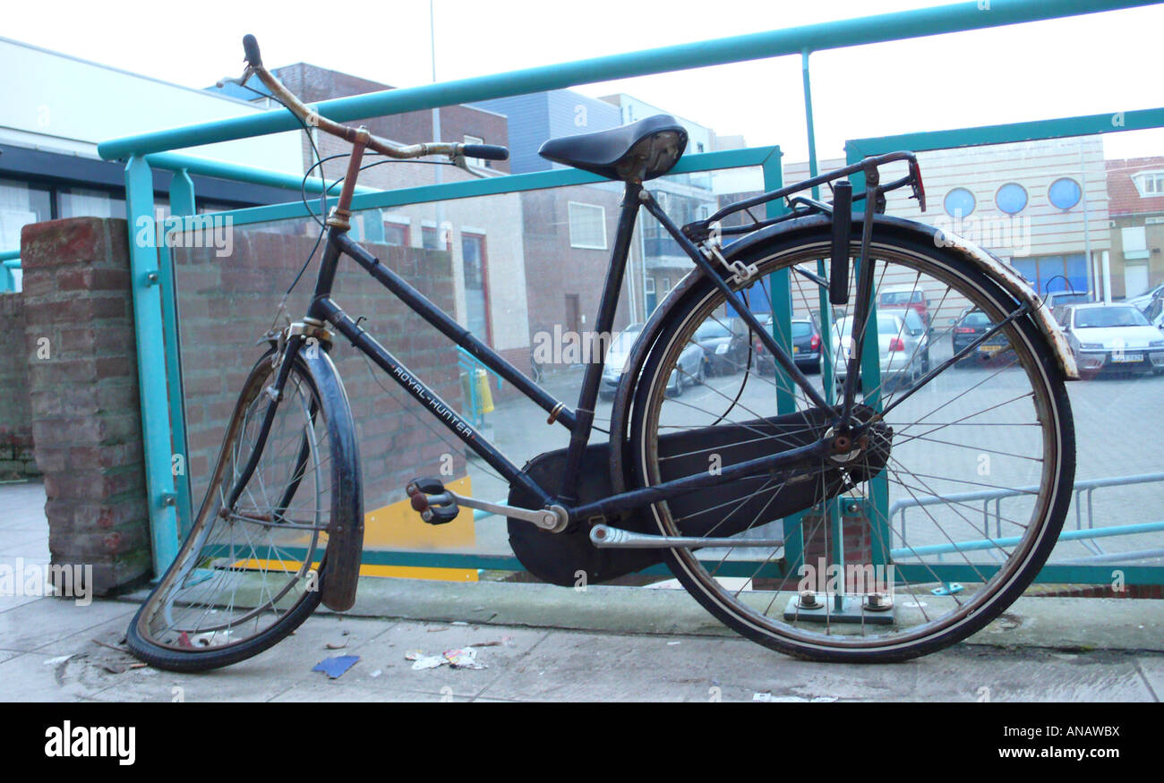 old rusted dutch bike, Netherlands Stock Photo - Alamy
