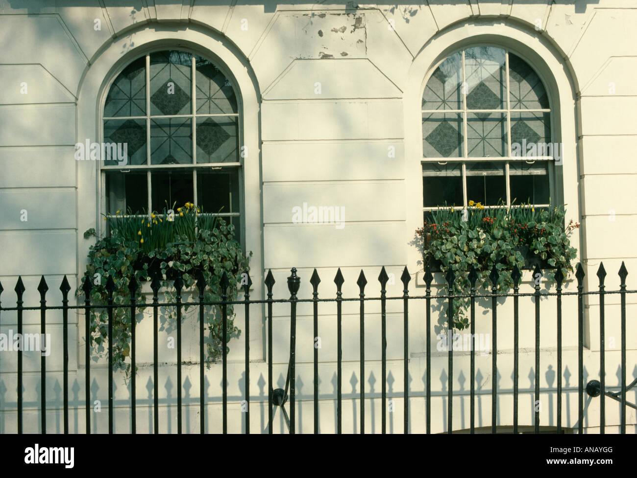 Victorian arched windows hi-res stock photography and images - Alamy
