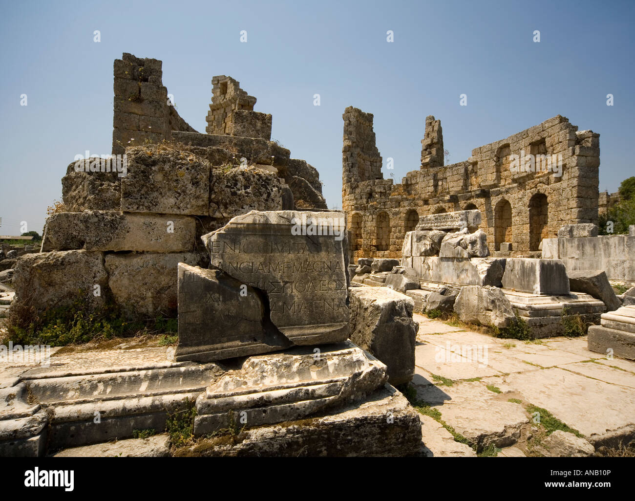 Ancient Perge ruins Turkey Stock Photo - Alamy