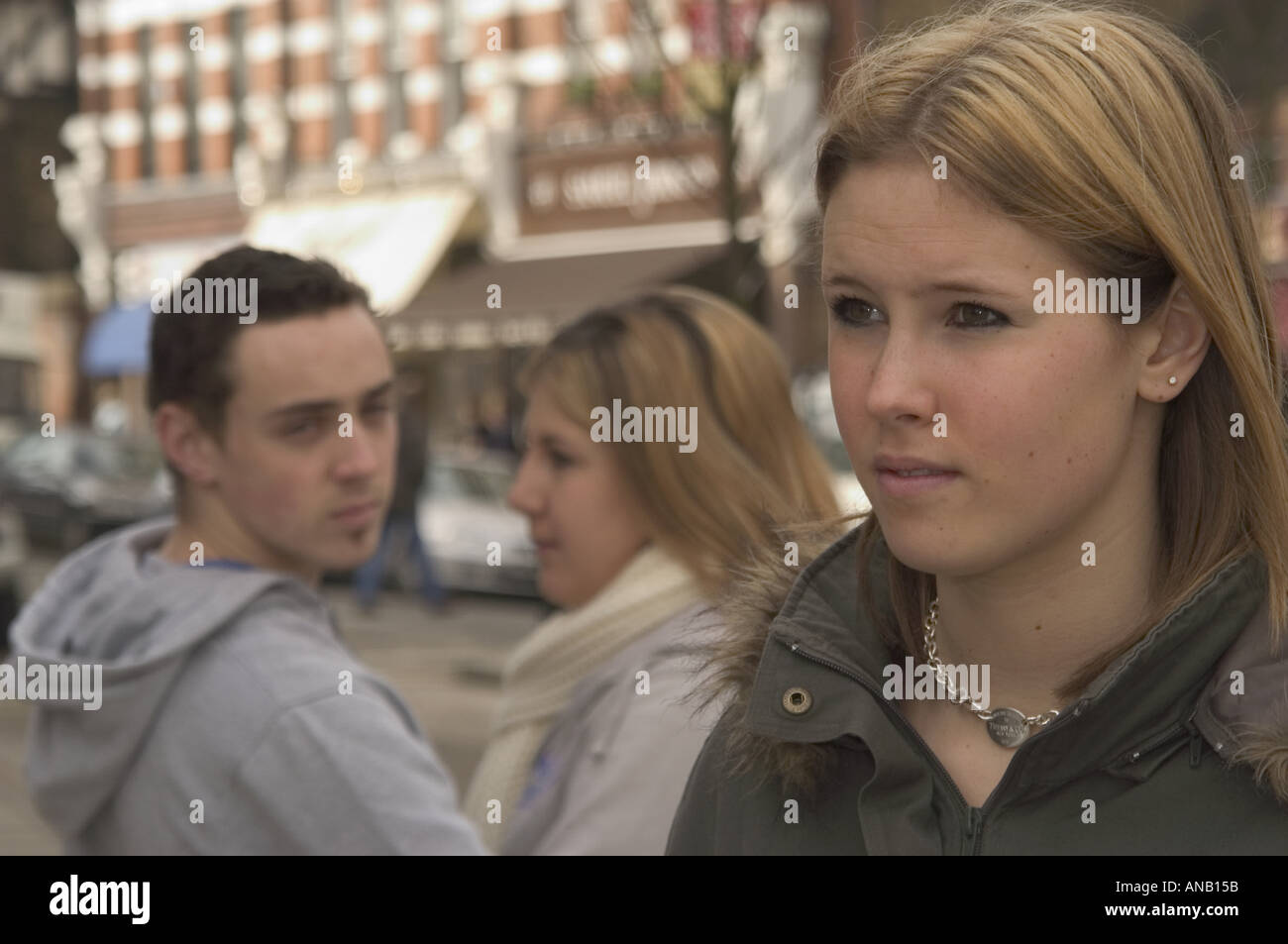 3327 teenagers hi-res stock photography and images - Alamy