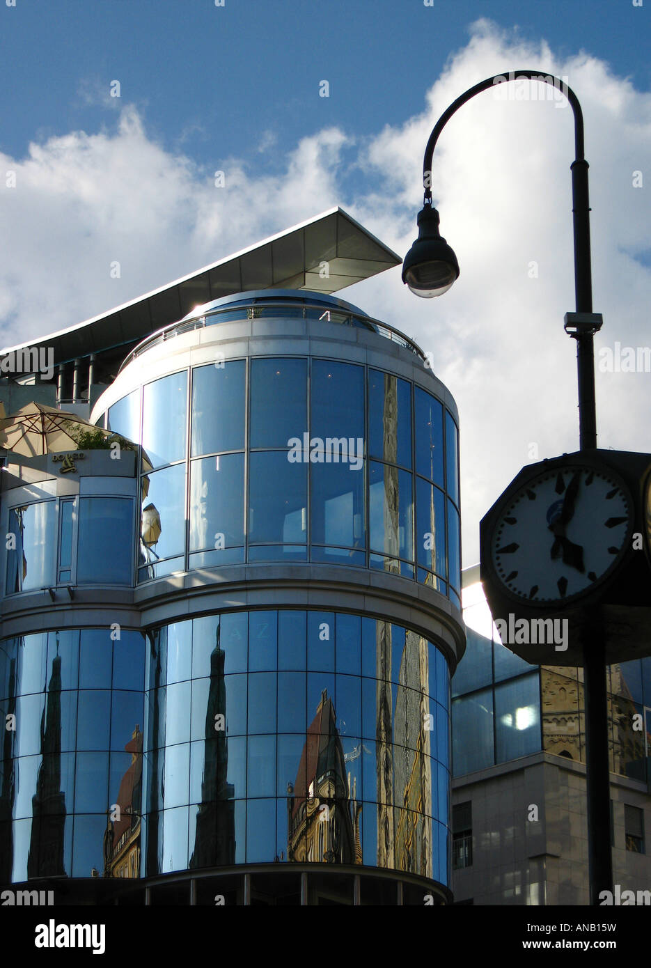 Austria Vienna Haas Haus building Stock Photo - Alamy