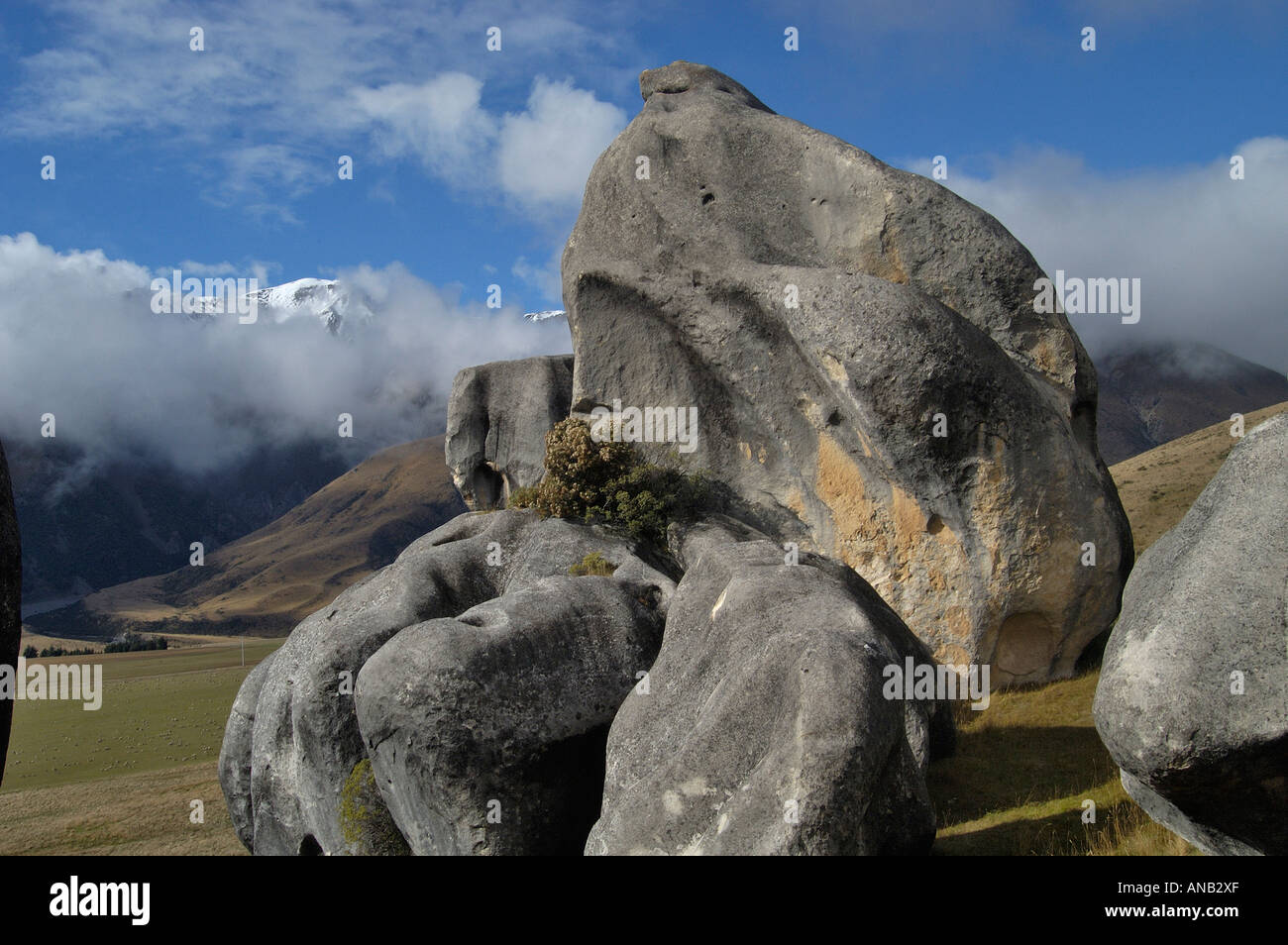 Rock formations made of sandstone, Kura Tawhiti Conservation Area ...