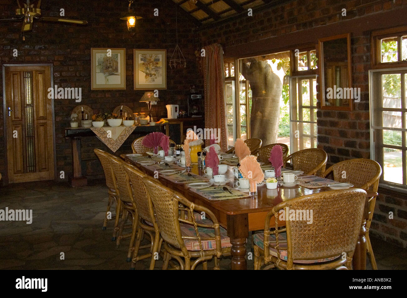 Breakfast table in Mohlabetsi Lodge, Krueger Nationalpark, South africa ...