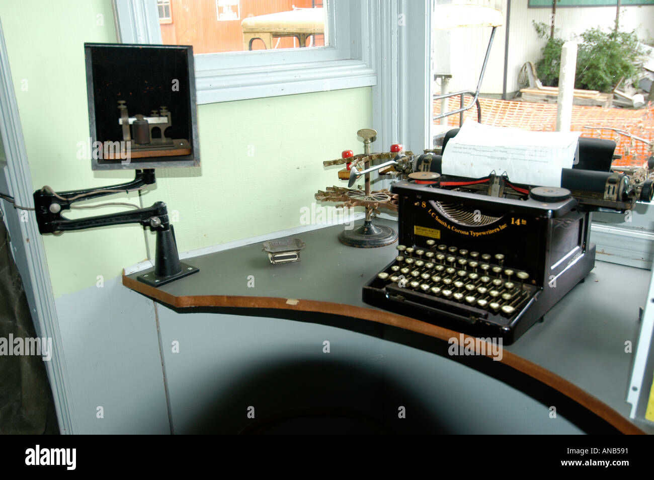 Circa 1945 hi-res stock photography and images - Alamy