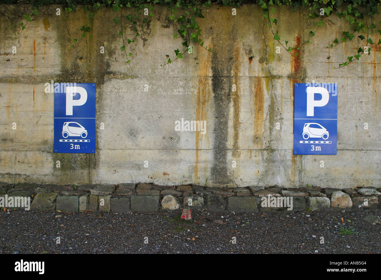 A lot of traffic signs hi-res stock photography and images - Alamy