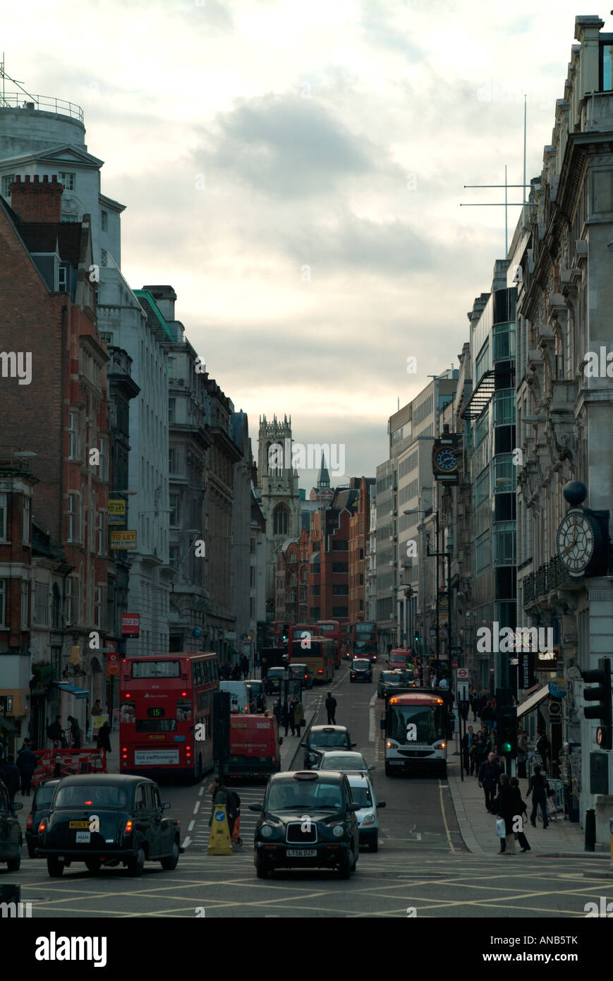 Ludgate circus hi-res stock photography and images - Alamy