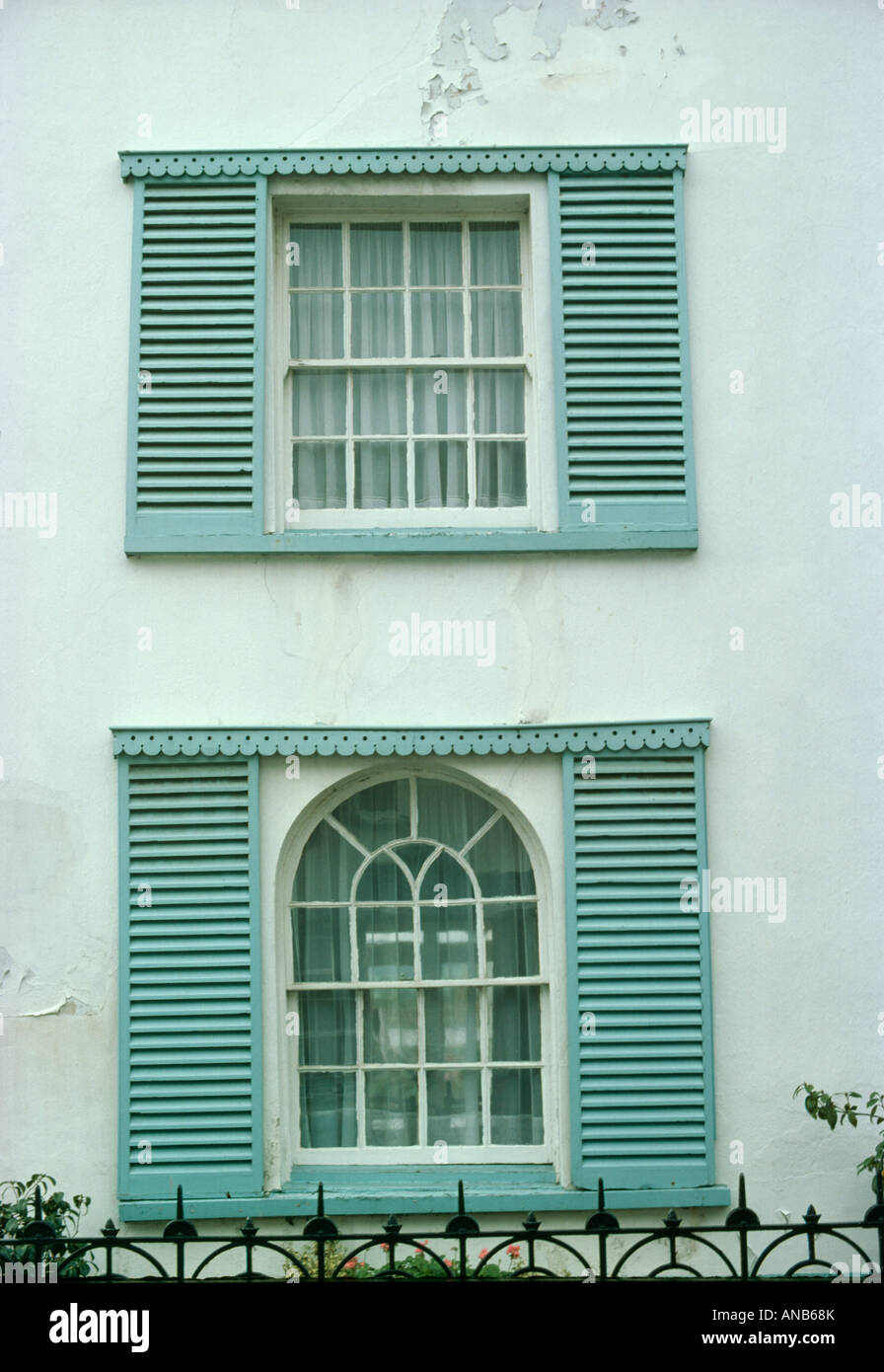 Victorian arched windows hi-res stock photography and images - Alamy