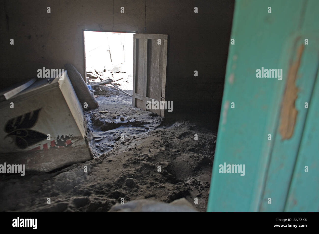 GUATEMALA PANABAJ Guatemalan village of Panabaj destroyed by mudslides ...
