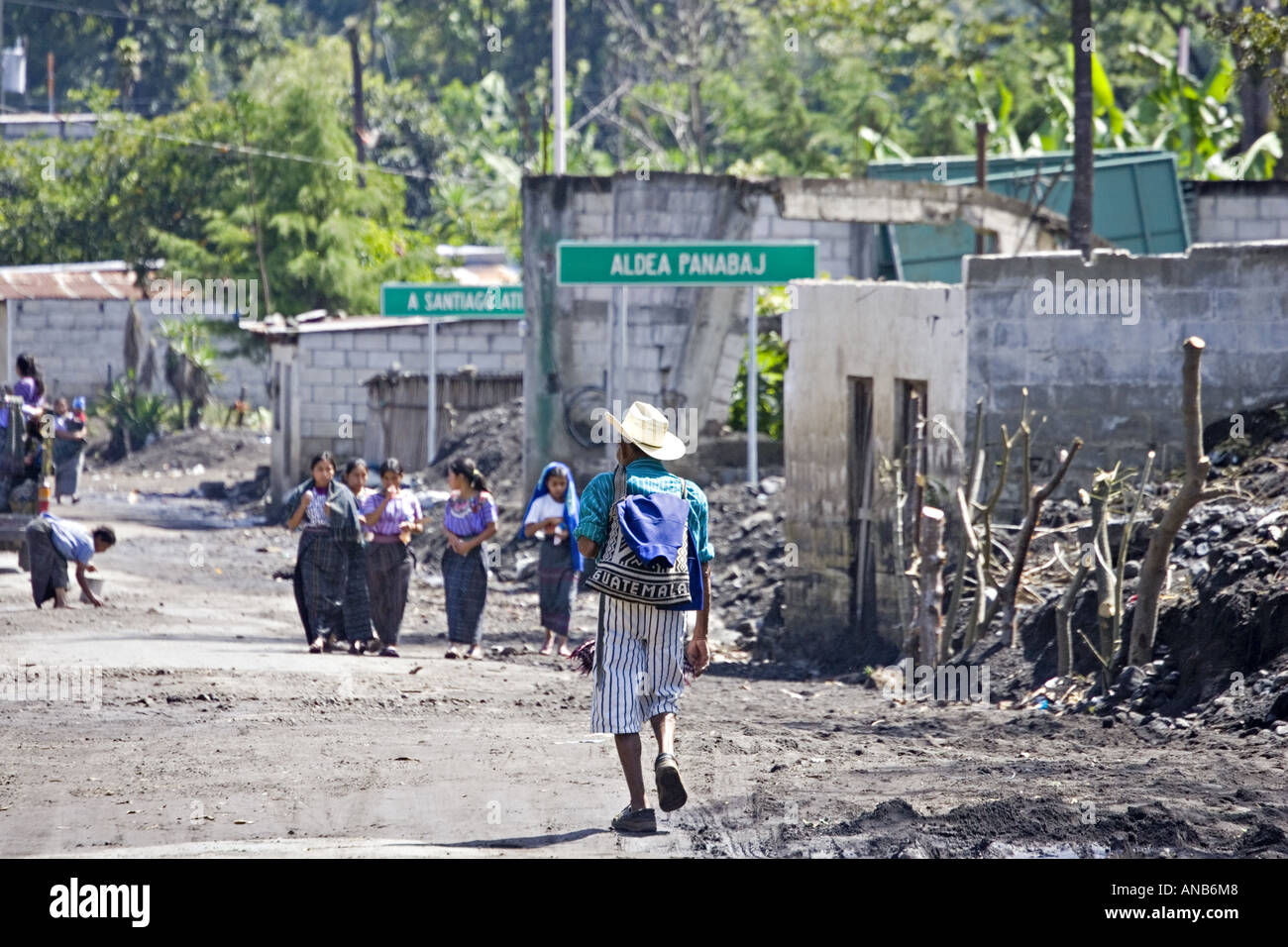 Indigenous communities guatemala hi-res stock photography and images ...
