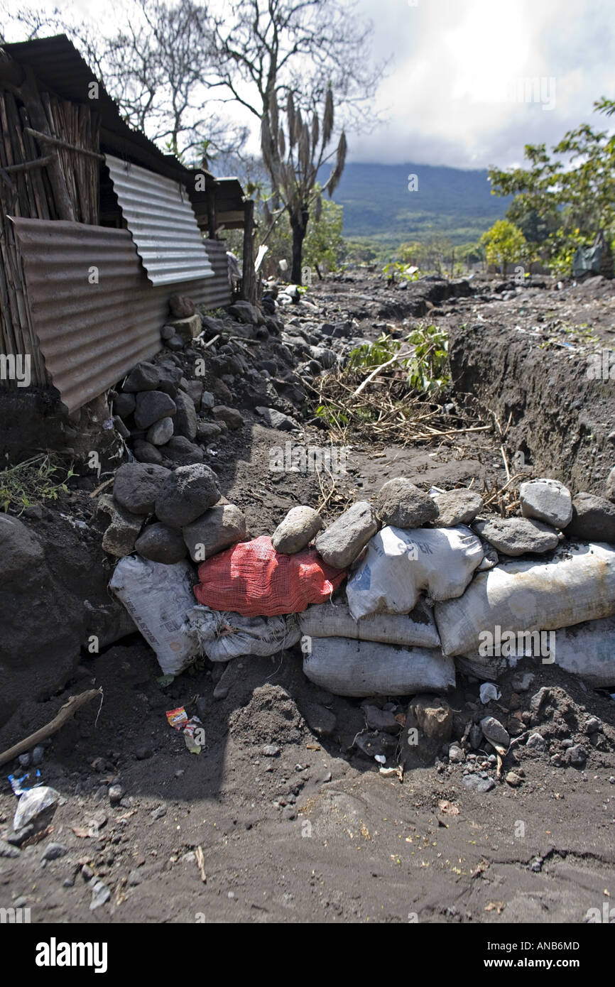 GUATEMALA PANABAJ Guatemalan village of Panabaj destroyed by mudslides ...