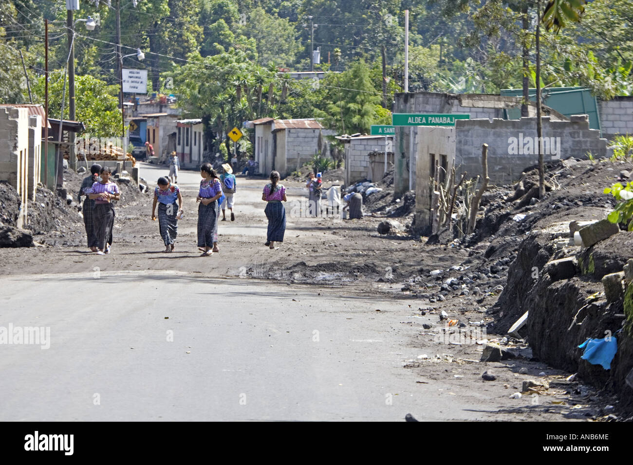 GUATEMALA PANABAJ Guatemalan village of Panabaj destroyed by mudslides ...