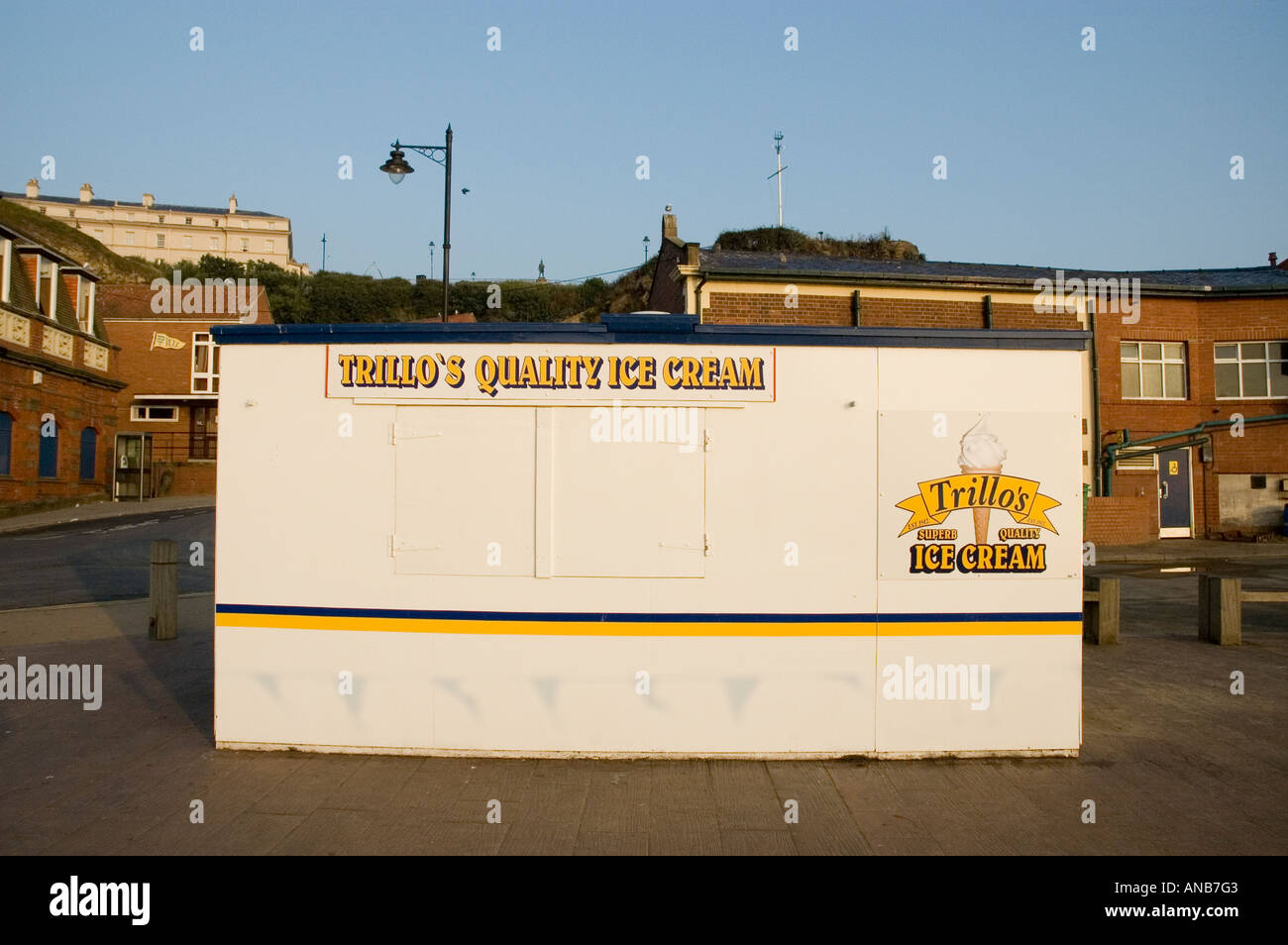 Closed ice cream stall early morning Whitby Stock Photo - Alamy