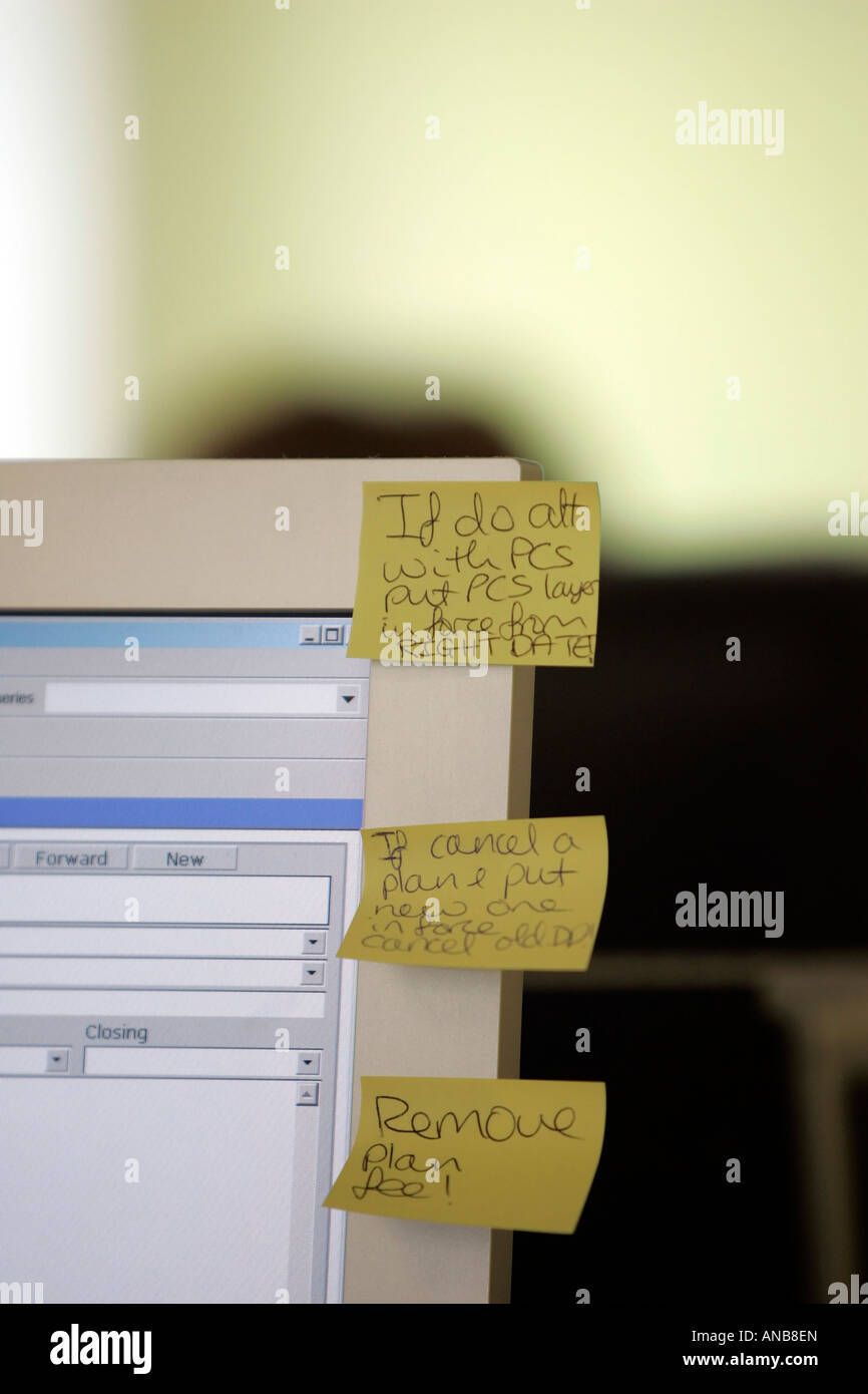 Computer workstation hi-res stock photography and images - Alamy