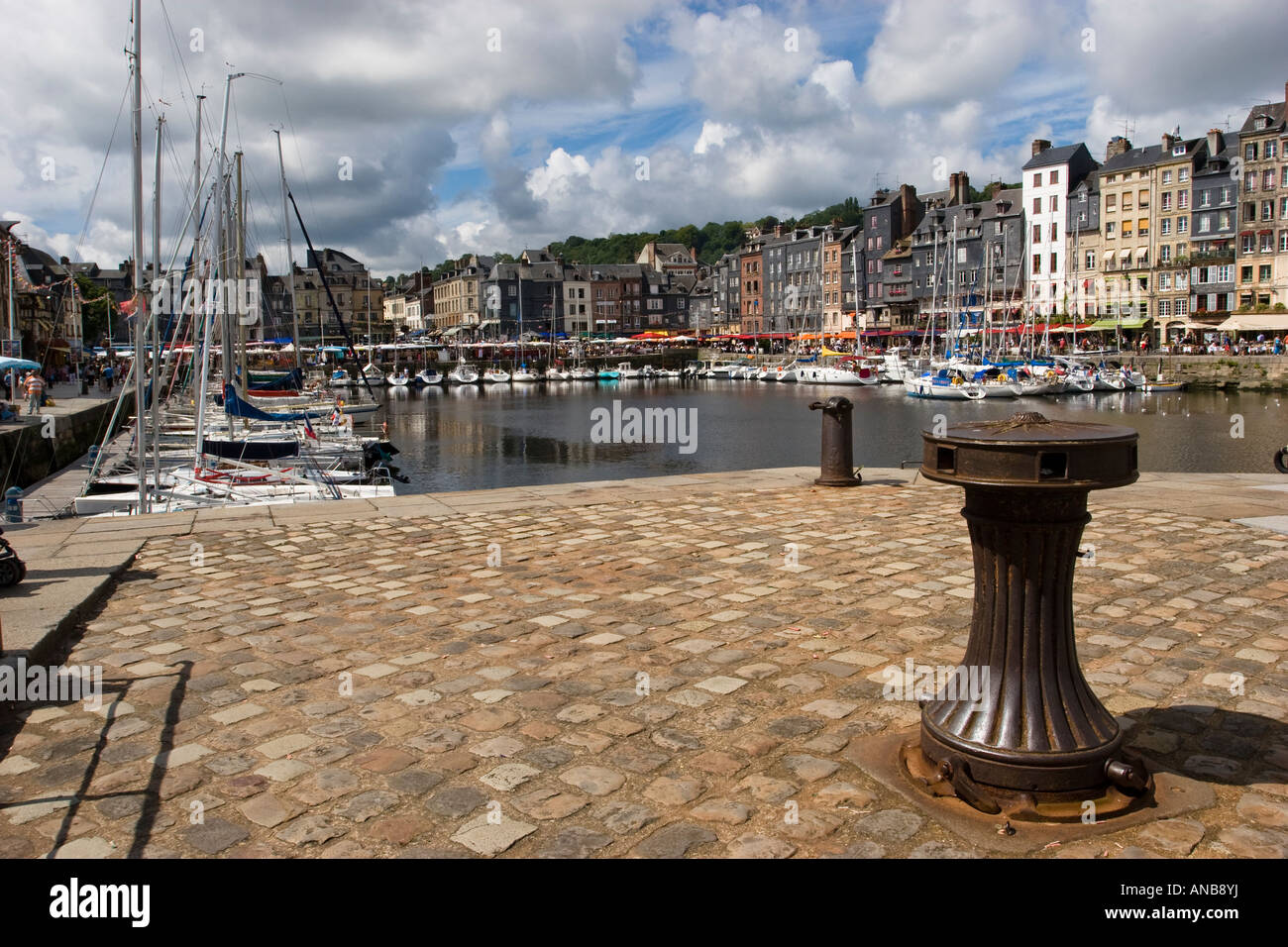 Capstan honfleur harbour hi-res stock photography and images - Alamy