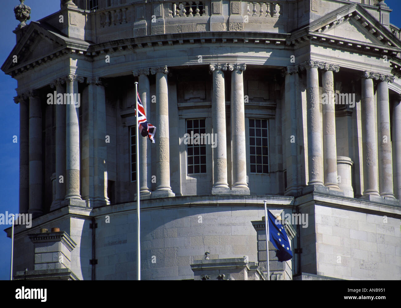 Drum to dome of the Port of Liverpool Building Waterfront UK Stock ...