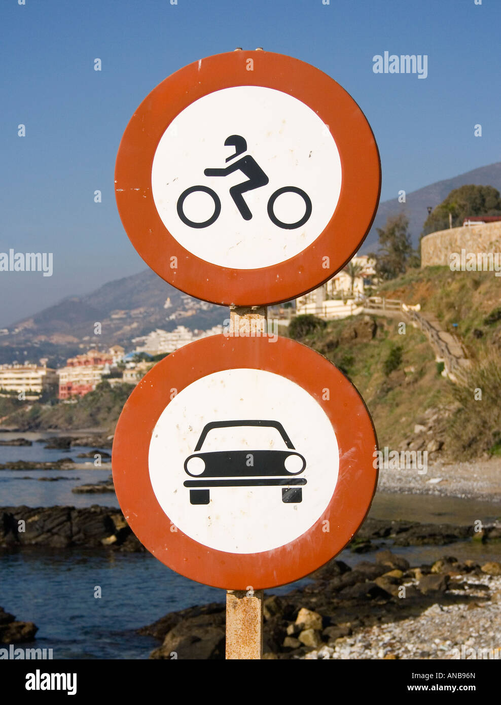 Traffic sign on beach No Motor Vehicles Stock Photo - Alamy