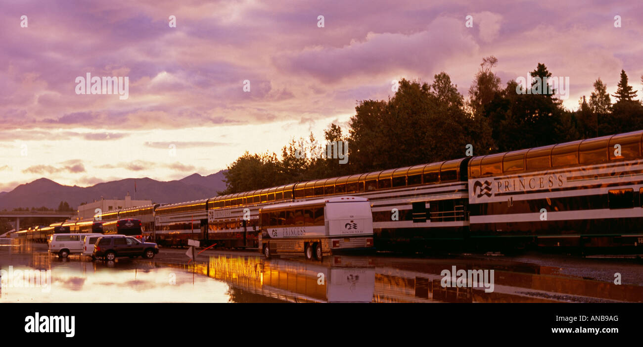 Alaska Railroad Denali Train Depot High Resolution Stock Photography ...