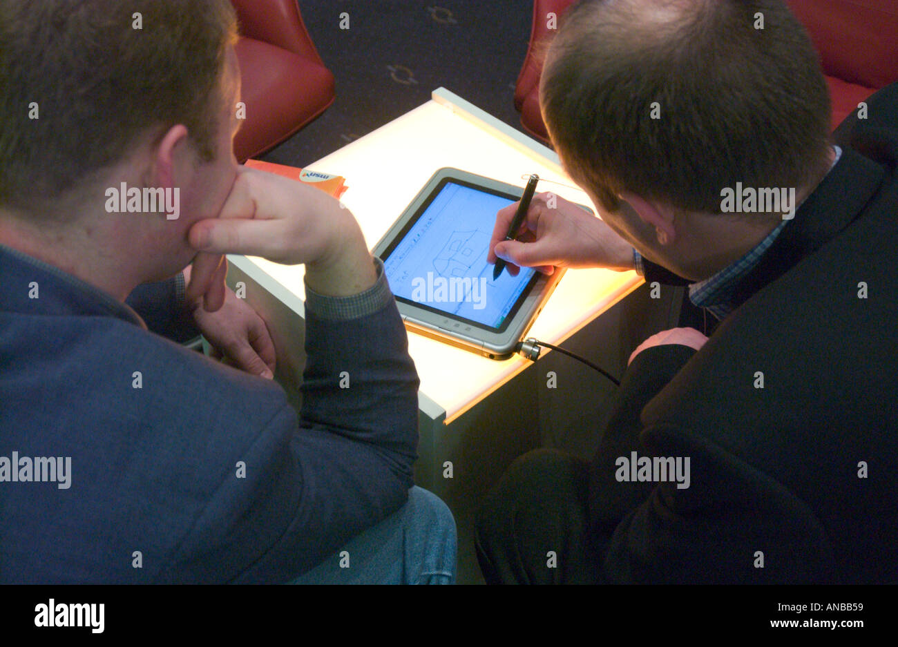 Two men by pc hi-res stock photography and images - Alamy