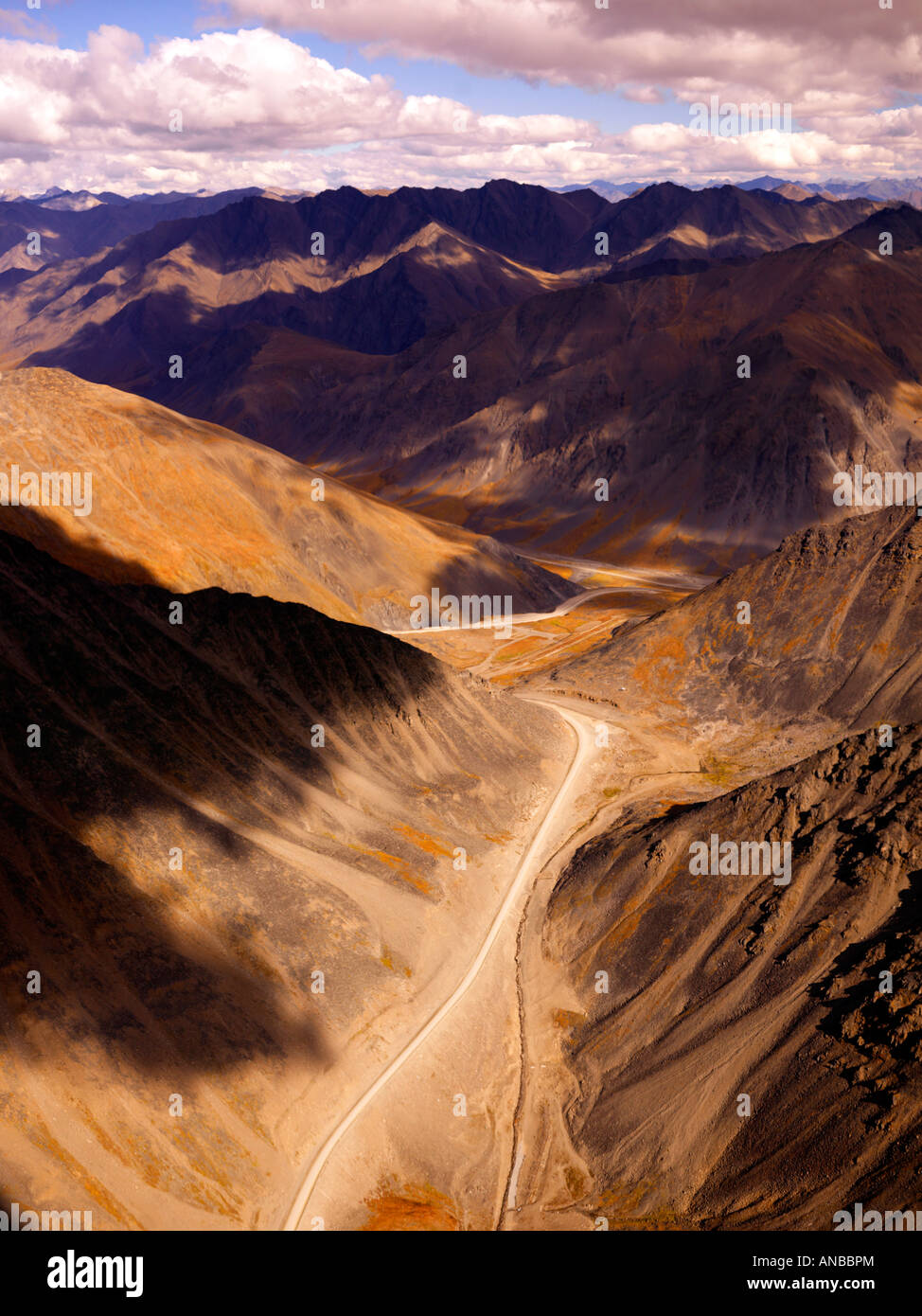 Atigun pass alaska hi-res stock photography and images - Alamy