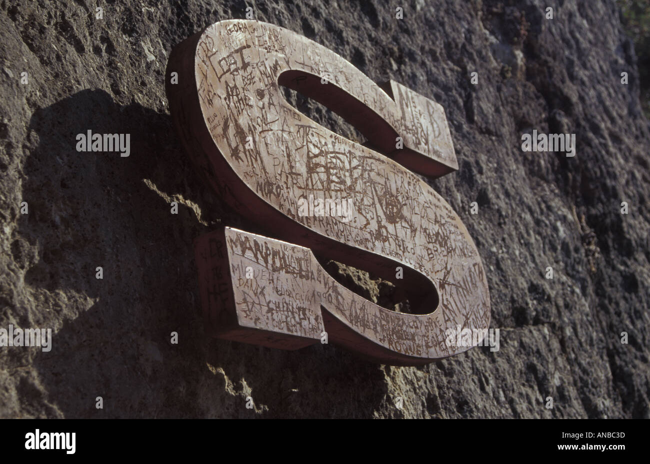 Rey font hi-res stock photography and images - Alamy